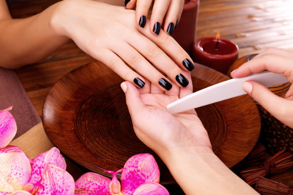 Tampa Nails Salon in Florida | Pedicure, Manicure & Nail Art